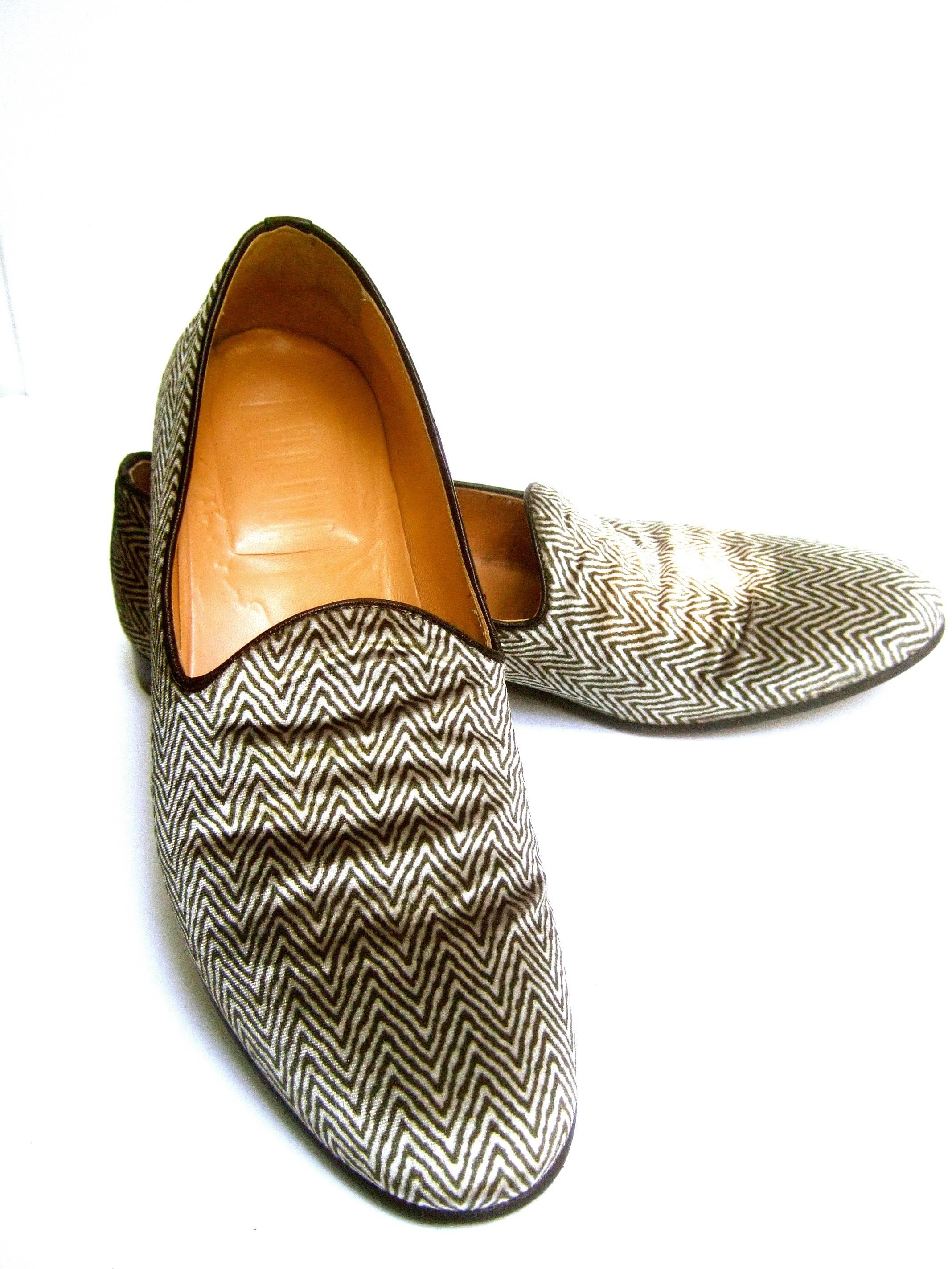Men's Italian Velvet Slipper Style Shoes Designed by Vero Cuoio Size 44 ...