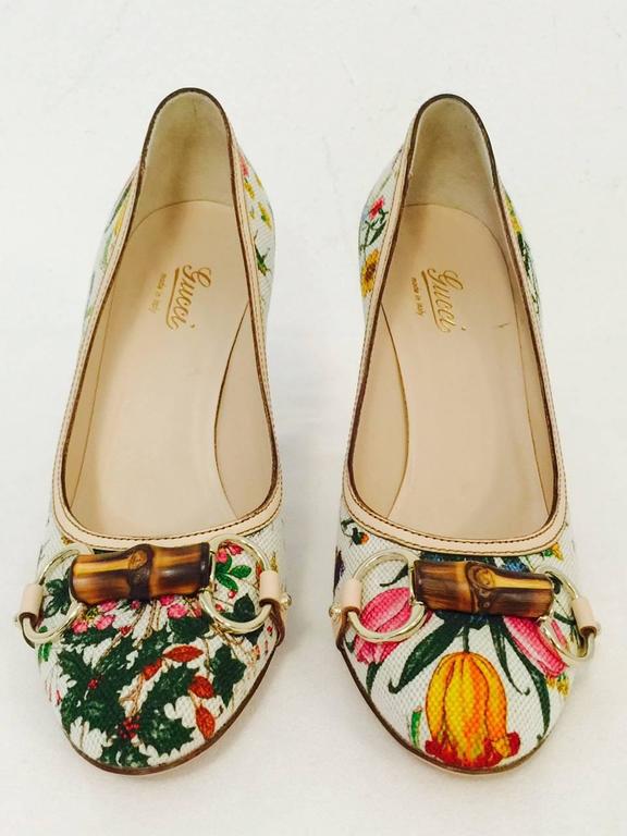 Gucci Ivory Floral Print Fabric Pumps With Bamboo Bits and Wooden Heels ...