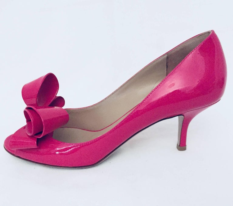 Valentino Fuchsia Patent Leather Peep Toe Low Pumps With Bows at 1stDibs
