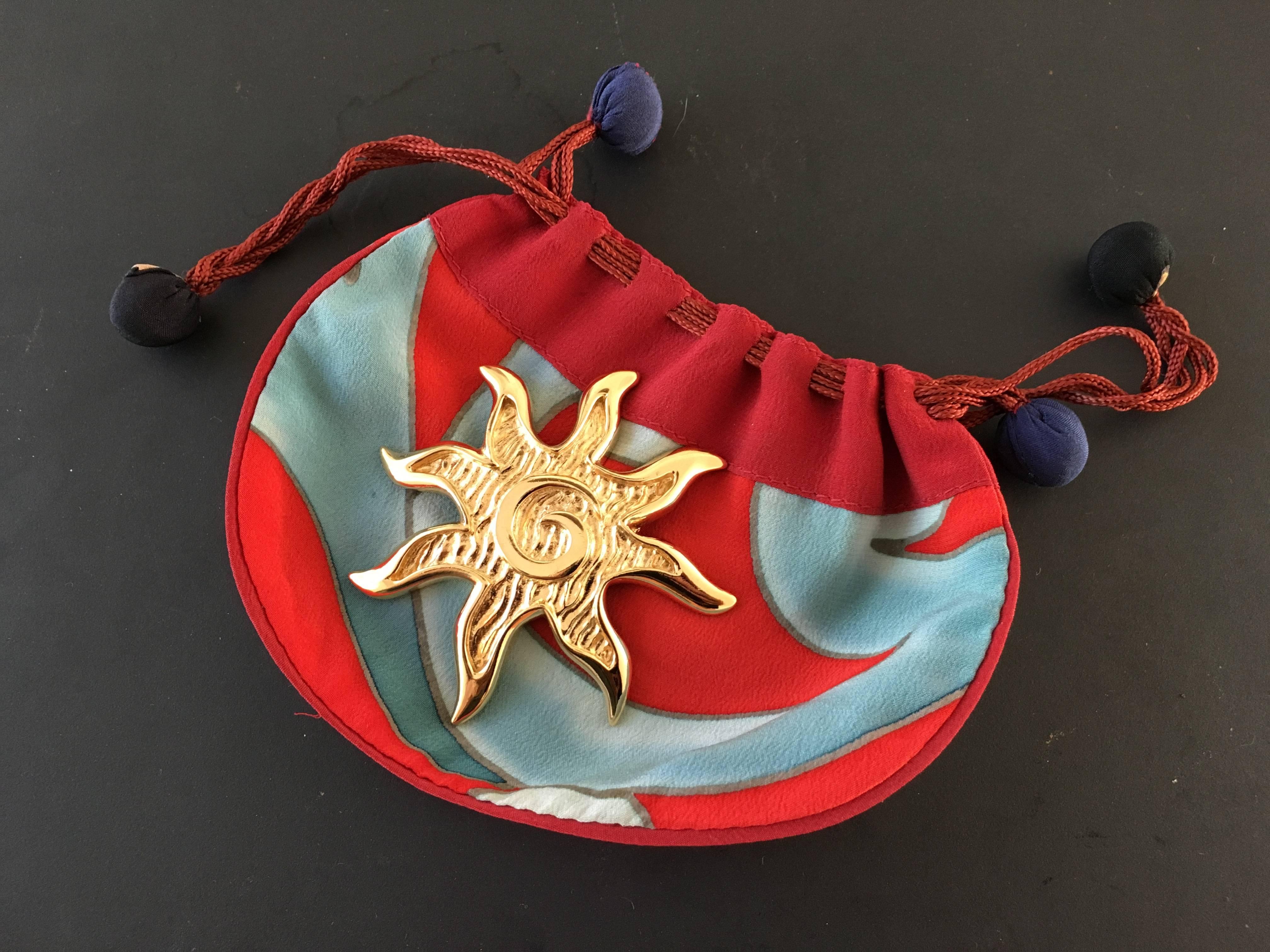 Givenchy Gold Swirl Star Pin / Brooch For Sale at 1stDibs | givenchy brooch