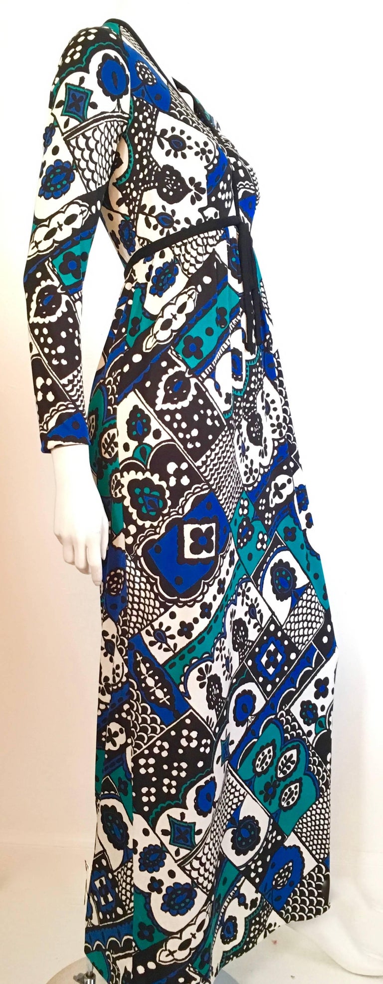 Young Dimensions for Saks Fifth Avenue MOD Maxi Dress Size 4. For Sale ...
