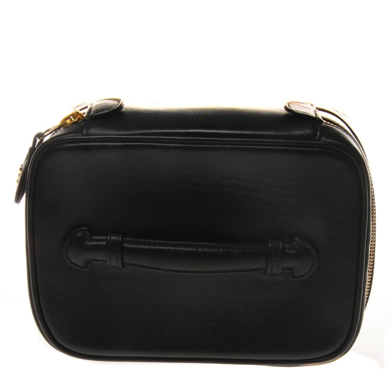 Chanel Leather Beauty Vanity Case Bag at 1stDibs | chanel beauty case ...