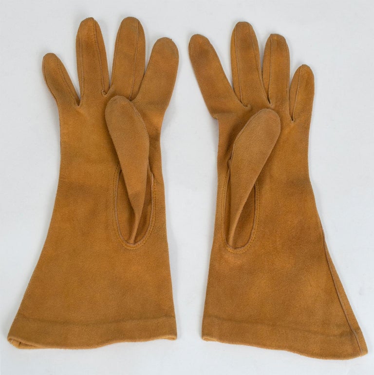 Saddle Tan Suede Three-Point Flared Gauntlet Forearm Gloves, France - S ...