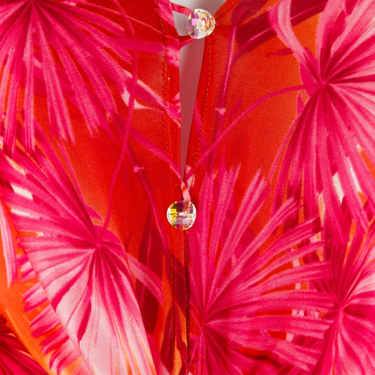 Iconic Gianni Versace Couture Tropical Print Dress in Pink - Size IT 42 ...