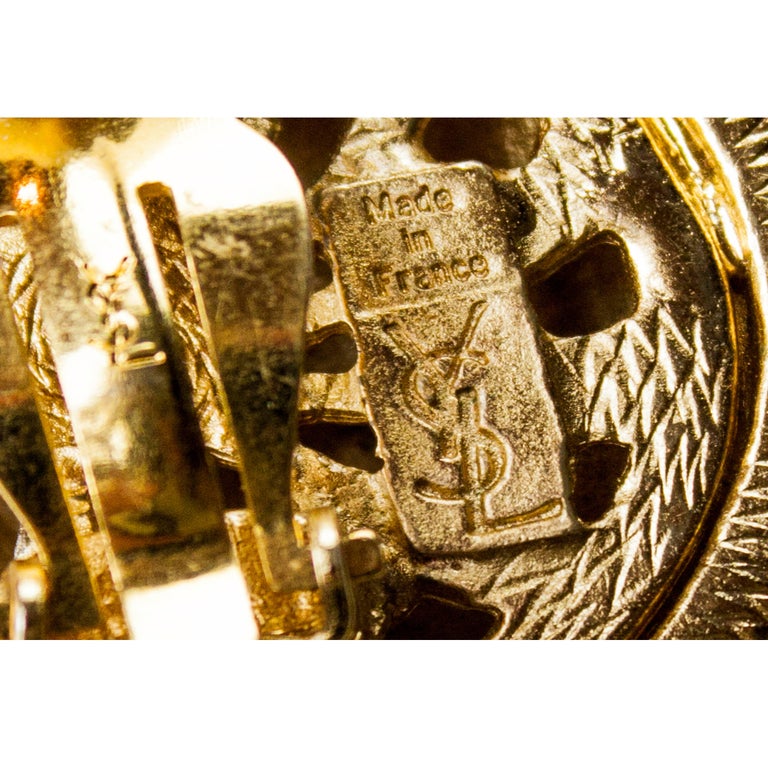 Yves Saint Laurent Pyramid shaped gold plated simulated emerald clip ...