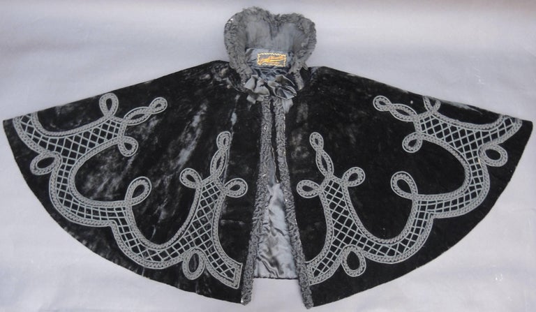 19th Century American Victorian Black Silk Velvet Embroidered Capelet ...