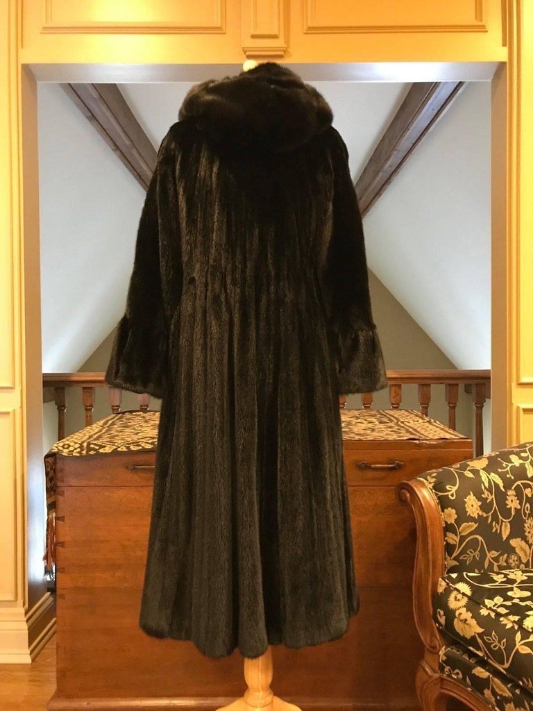 Fabbri Furriers Chicago Full Length Canadian Female Mink Pelts Coat For ...