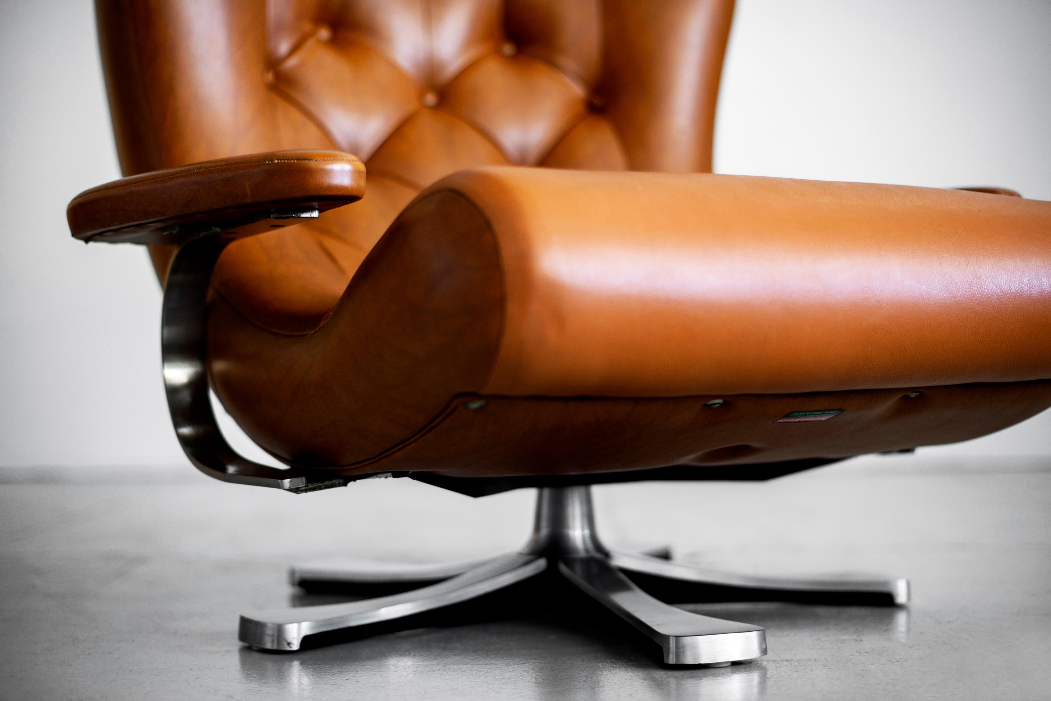Armchairs by Guido Bonzanini at 1stDibs