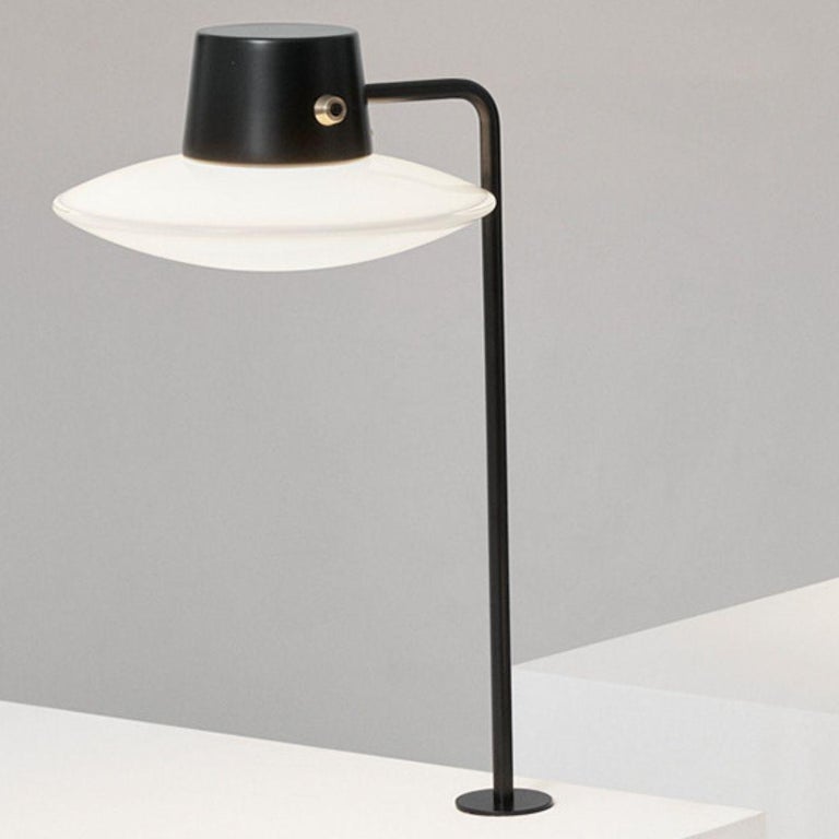 Arne Jacobsen 'AJ Oxford' Pin Mounted Table Lamp in Opal Glass for ...
