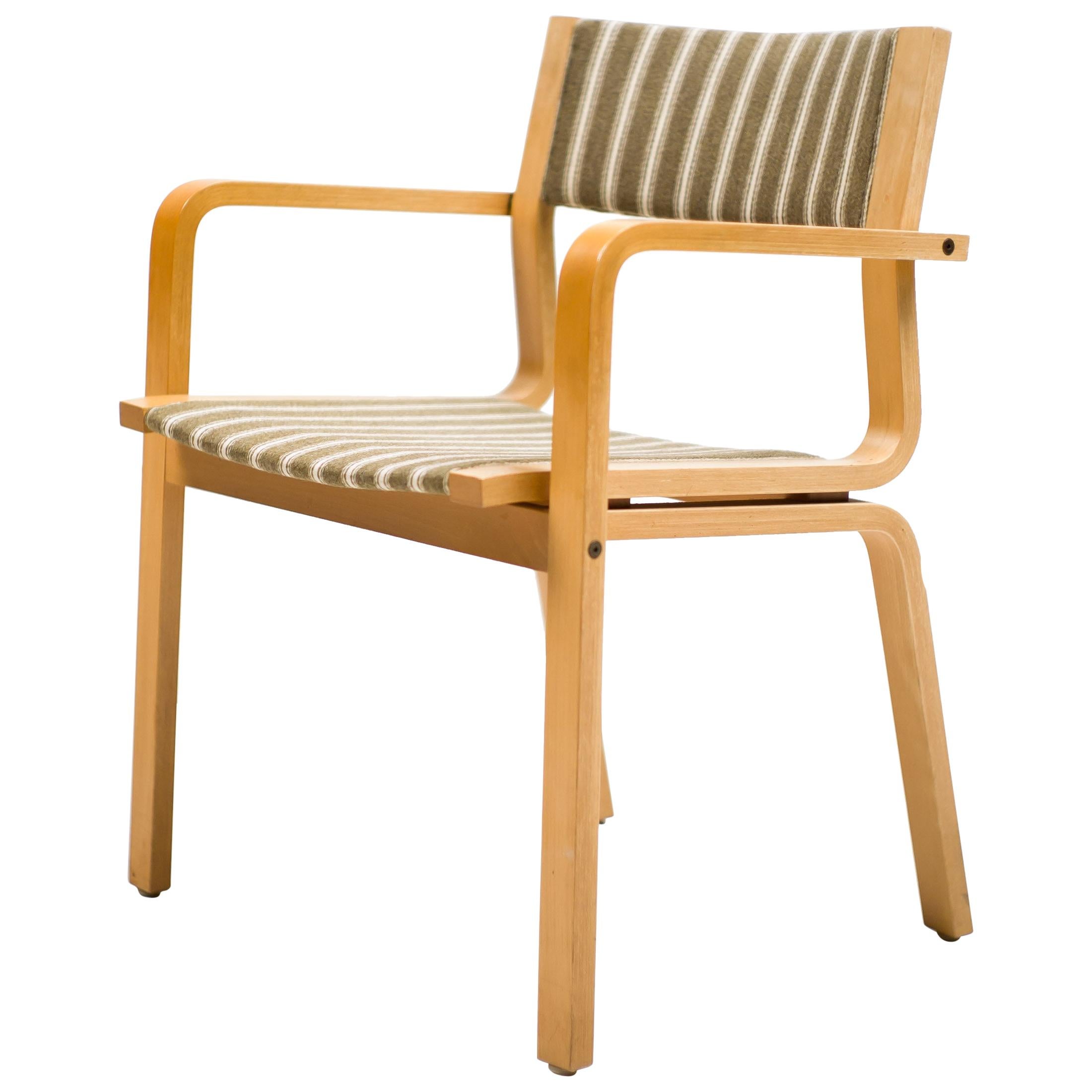 Arne Jacobsen Pair of Saint Catherine's Chairs For Sale at 1stDibs