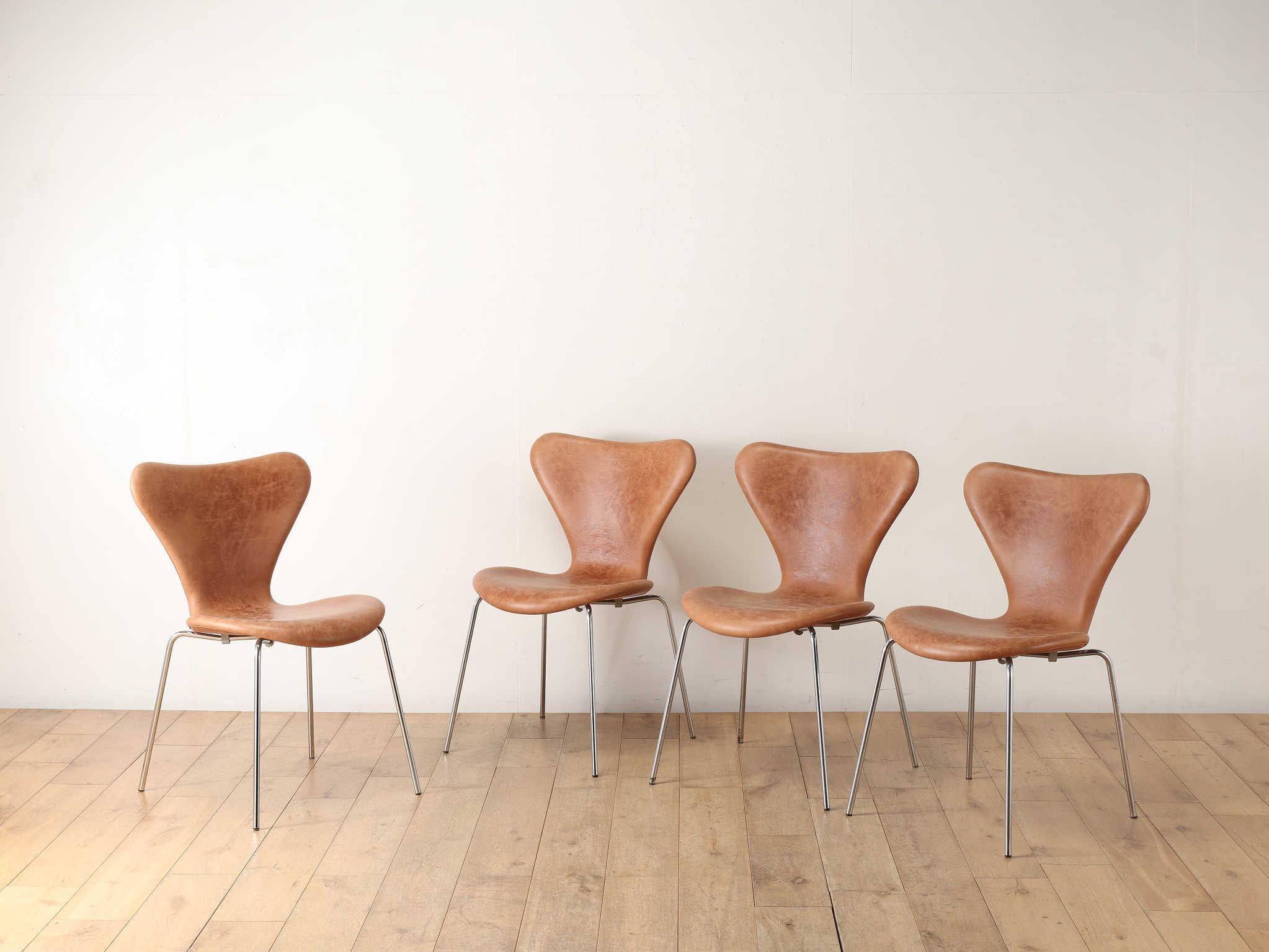 Arne Jacobsen Seven Chair Leather FH3107 For Sale at 1stDibs