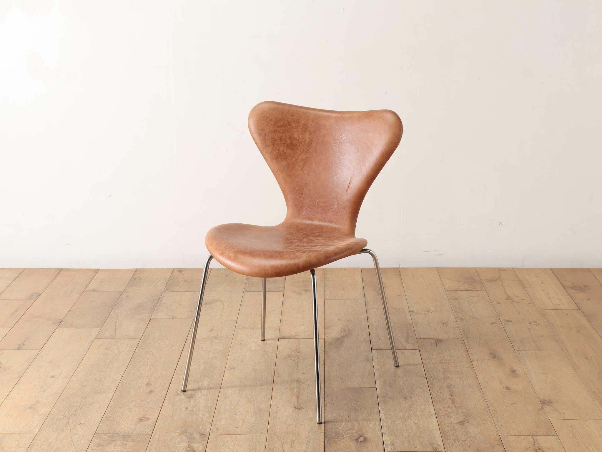 Arne Jacobsen Seven Chair Leather FH3107 For Sale at 1stDibs