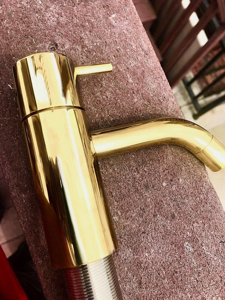 Arne Jacobsen Vola Basin Faucet, Natural Brass, HV1-19 -03 Minimal Bath Fixture at 1stDibs