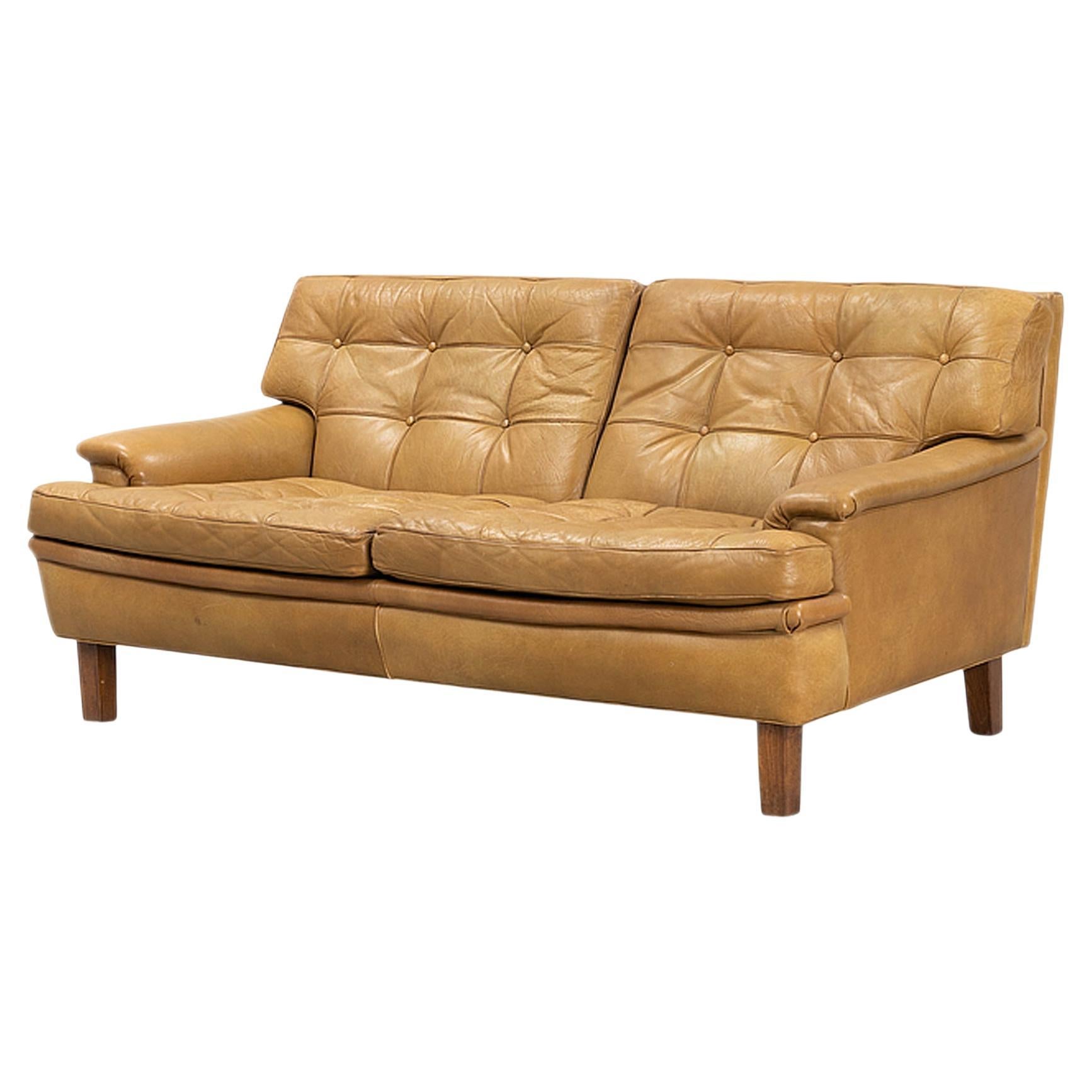 Arne Norell Mercur Loveseat in Caramel Leather For Sale at 1stDibs
