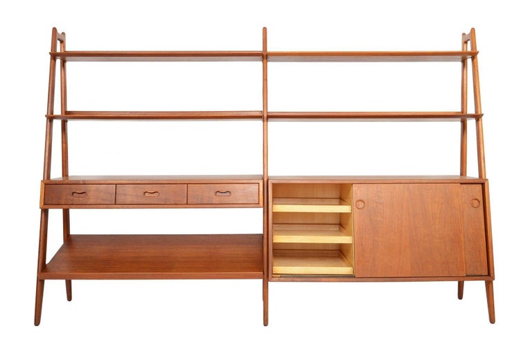 Arne Vodder and Anton Borg for Vamo Freestanding Bookcase in Teak For ...