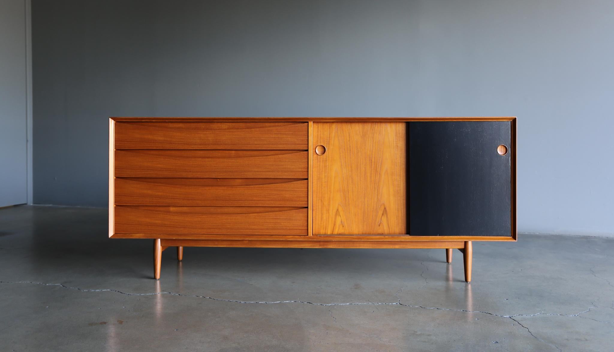Arne Vodder Credenza for Sibast, circa 1960 at 1stDibs