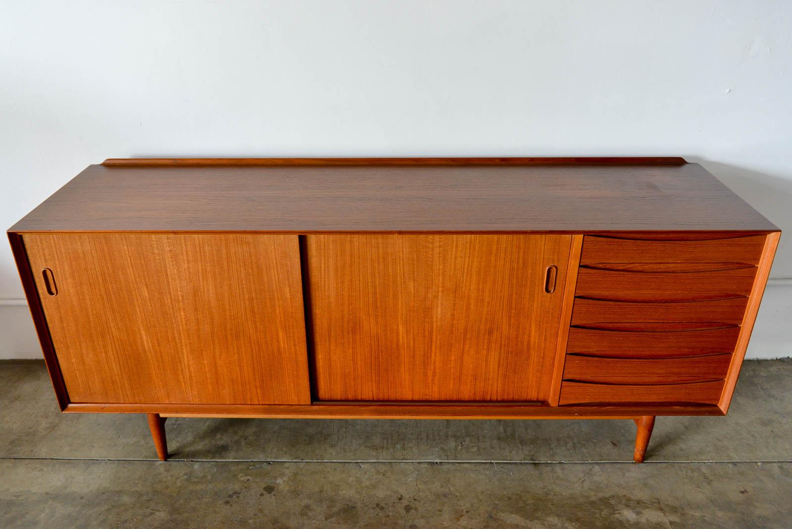 Arne Vodder for Sibast Teak Model 29 Credenza, circa 1960 at 1stDibs