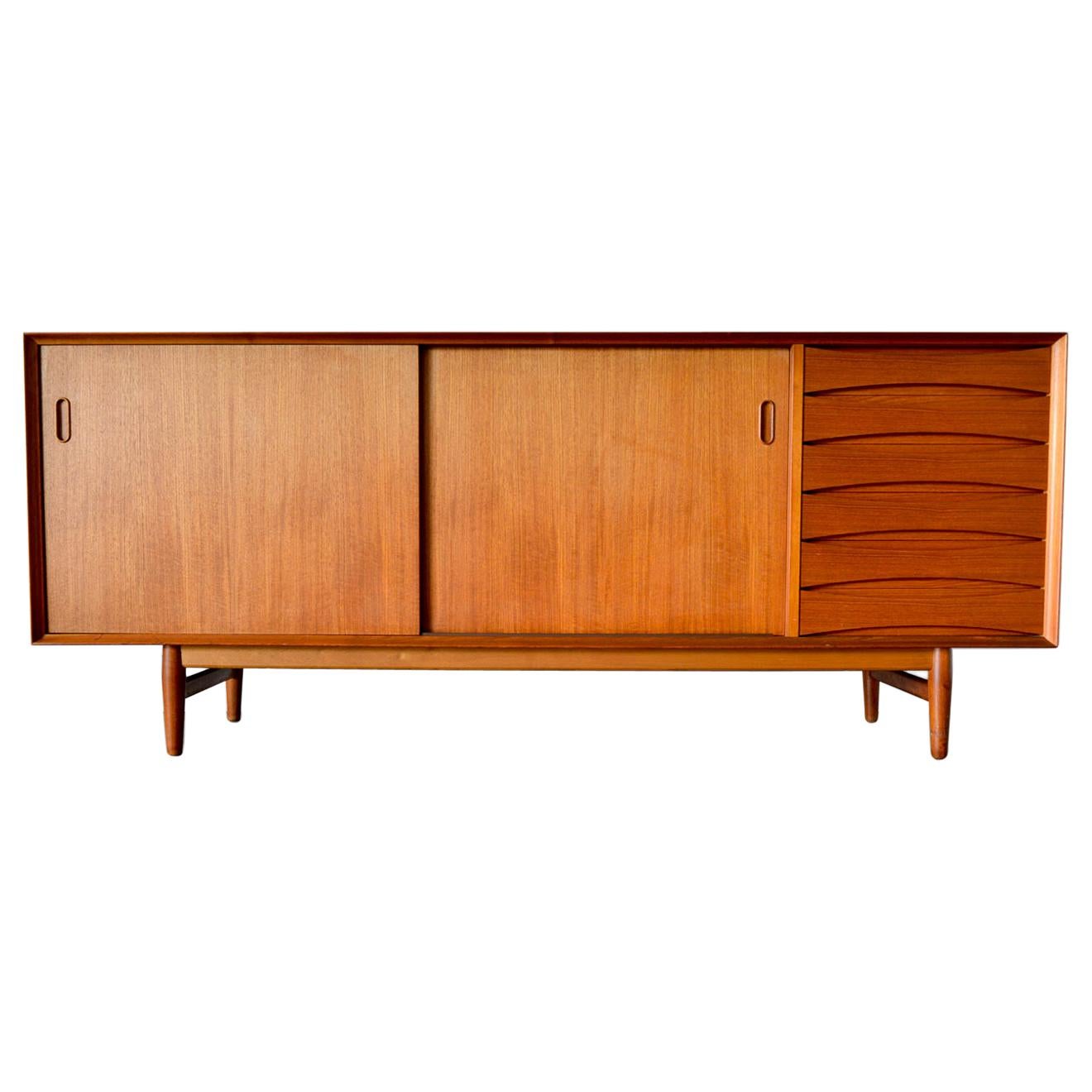 Arne Vodder for Sibast Teak Model 29 Credenza, circa 1960 at 1stDibs