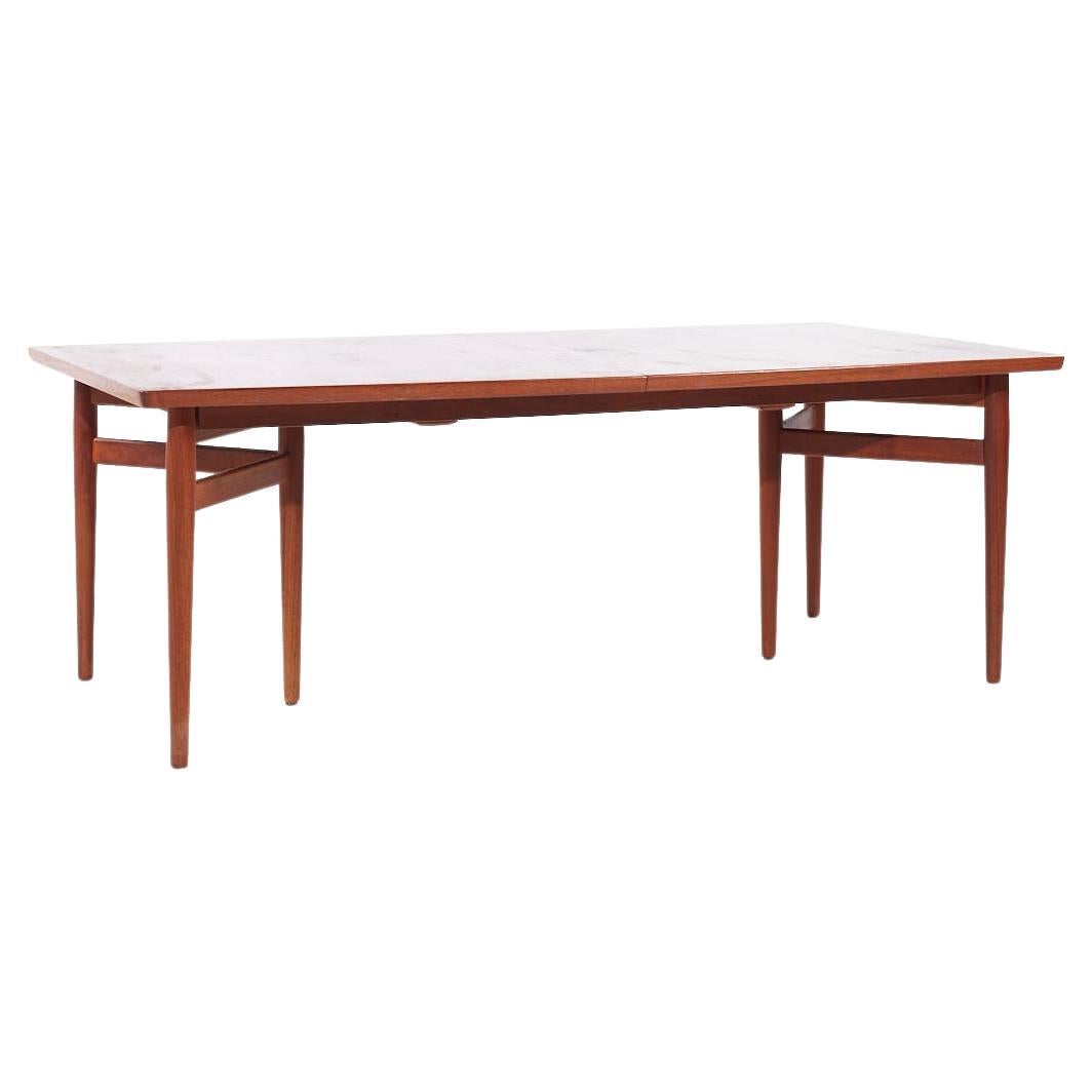 Arne Vodder for Sibast MCM Danish Teak Expanding Dining Table with 2 Leaves For Sale at 1stDibs