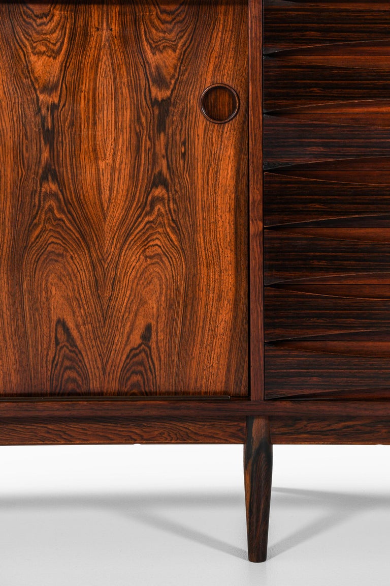 Arne Vodder Sideboard Model 29A Produced by Sibast Møbelfabrik in ...