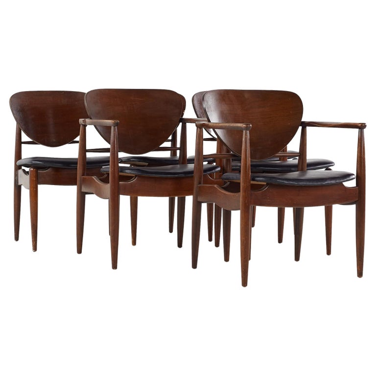 Arne Vodder Style John Stuart for Mount Airy MCM Walnut Dining Chairs ...