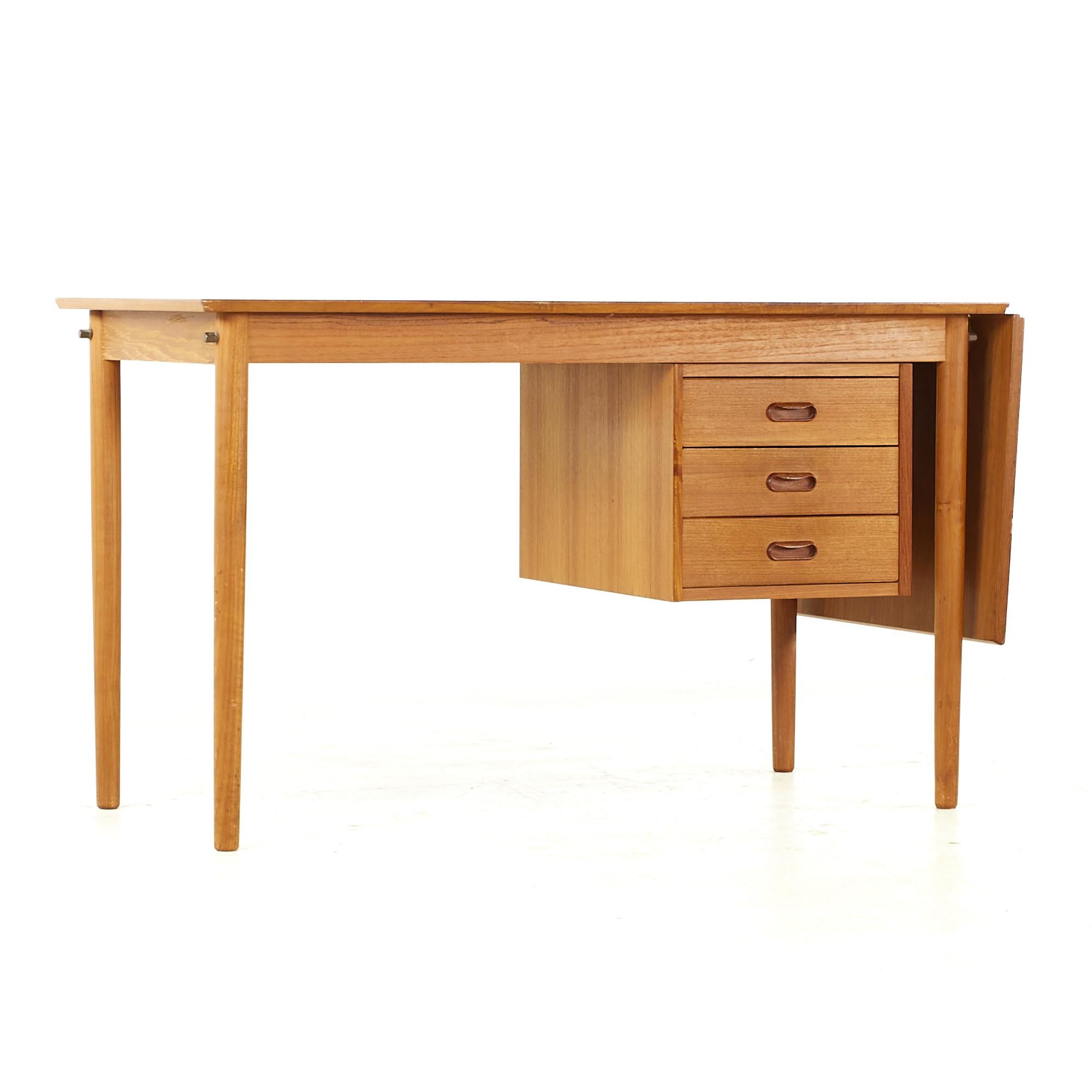 Arne Vodder Style Midcentury Teak Drop Leaf Desk For Sale at 1stDibs