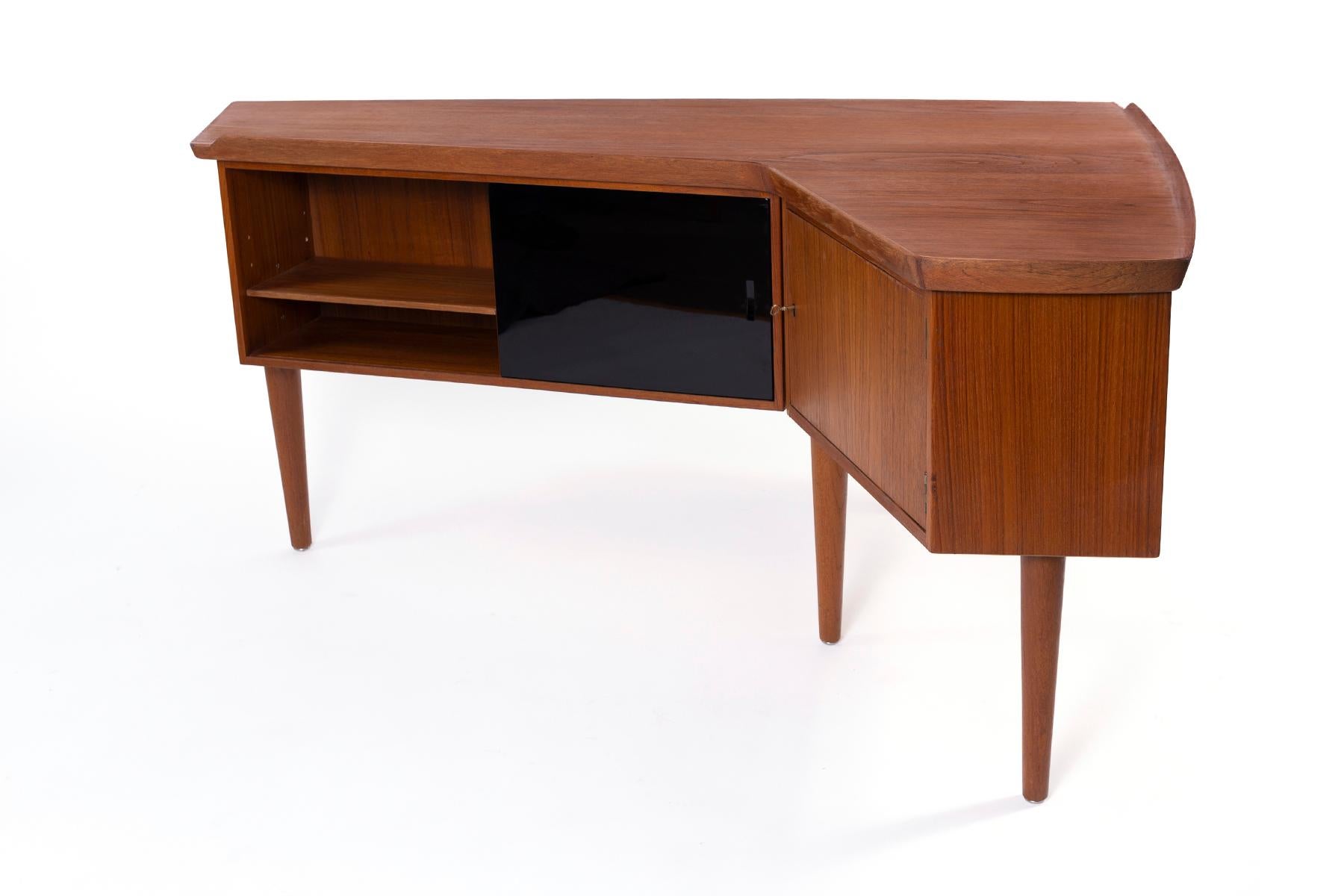 Arne Vodder Teak Boomerang Desk with Built-in Bar For Sale at 1stDibs