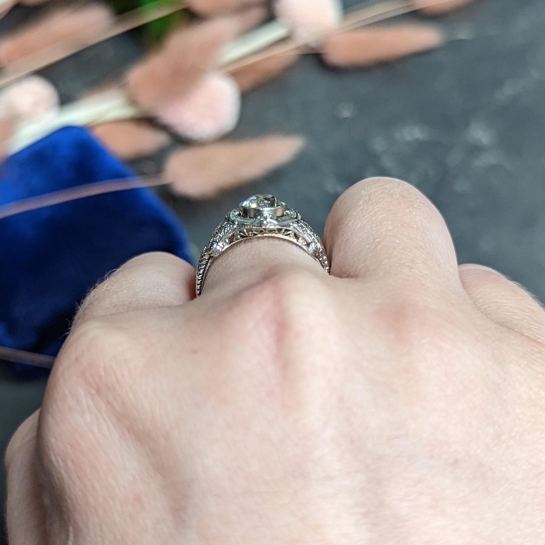 Art Deco 1.19 Carats Diamond 18 Karat White Gold Floral Engagement Ring ...