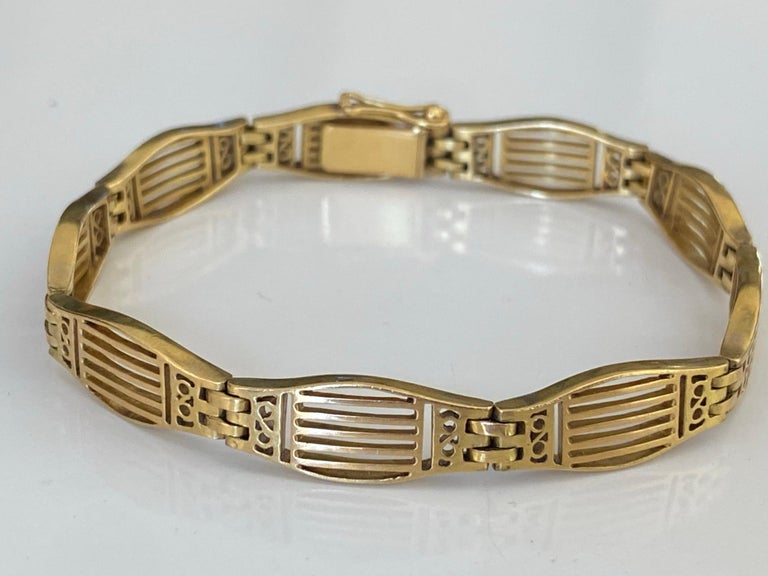 Art Deco 18kt Yellow Gold French Link Bracelet For Sale at 1stDibs