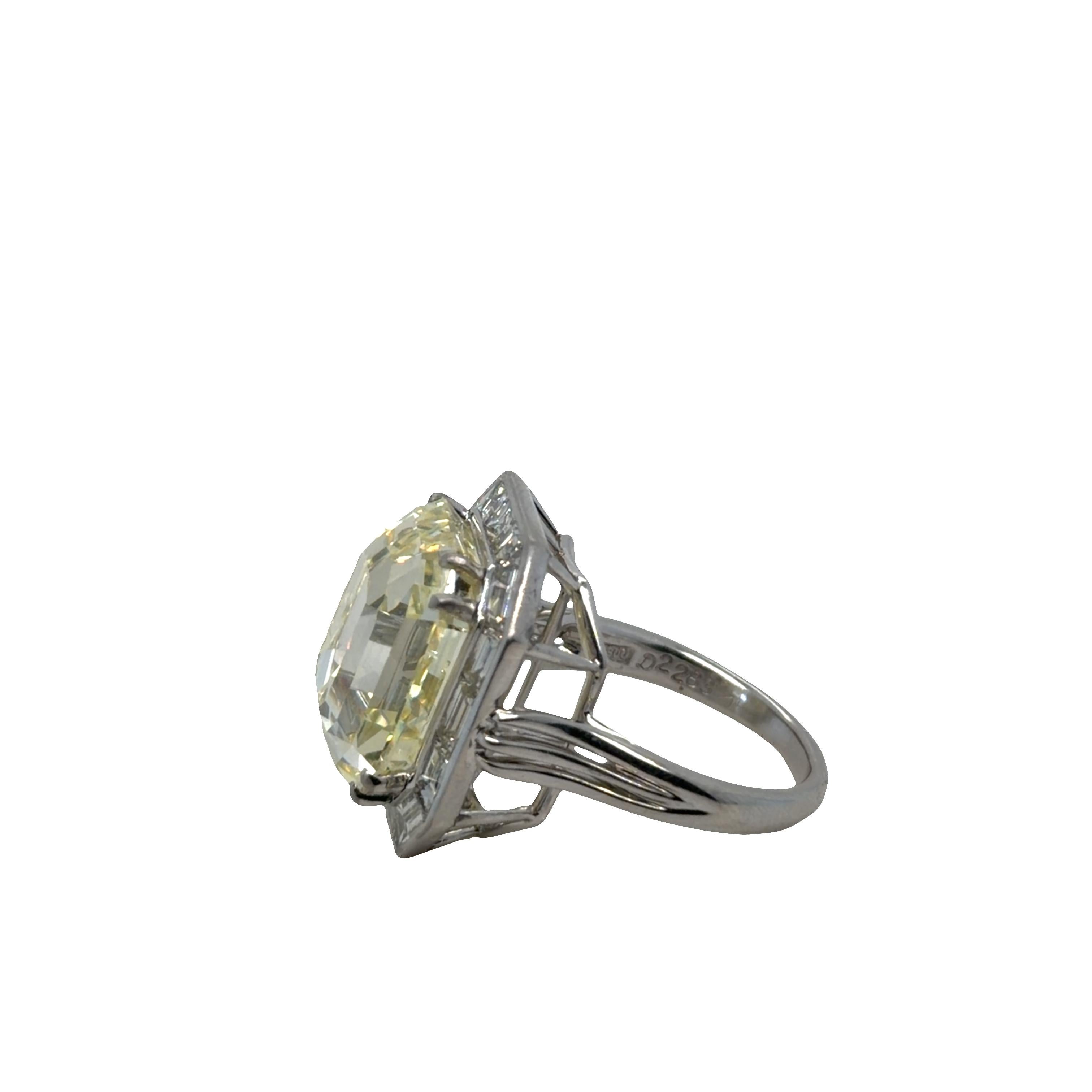 GIA Certified Fancy Light Yellow Diamond 22.83 Carat VS1 Bora and Co ...