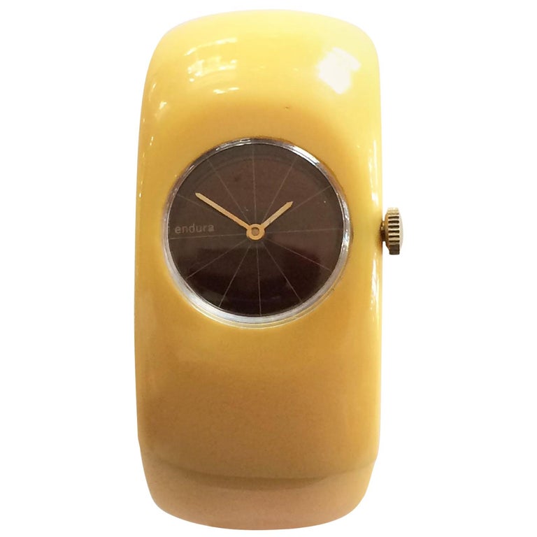 Art Deco Bakelite Watch in Corn yellow hinged clamper bracelet at 1stDibs