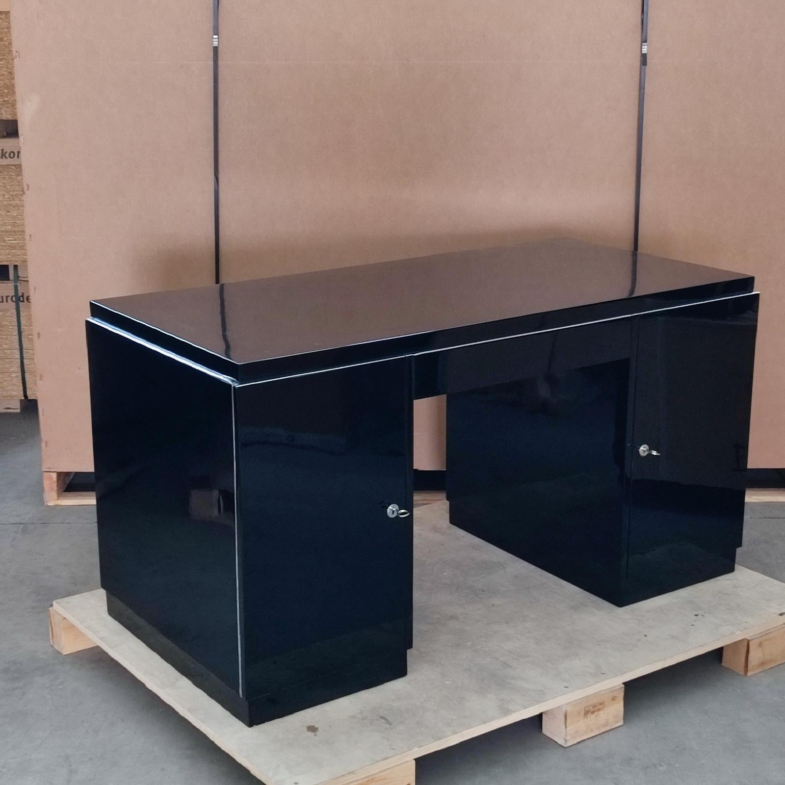 Art Deco Bauhaus Desk in Piano Lacquer High Gloss Finish, Germany ...
