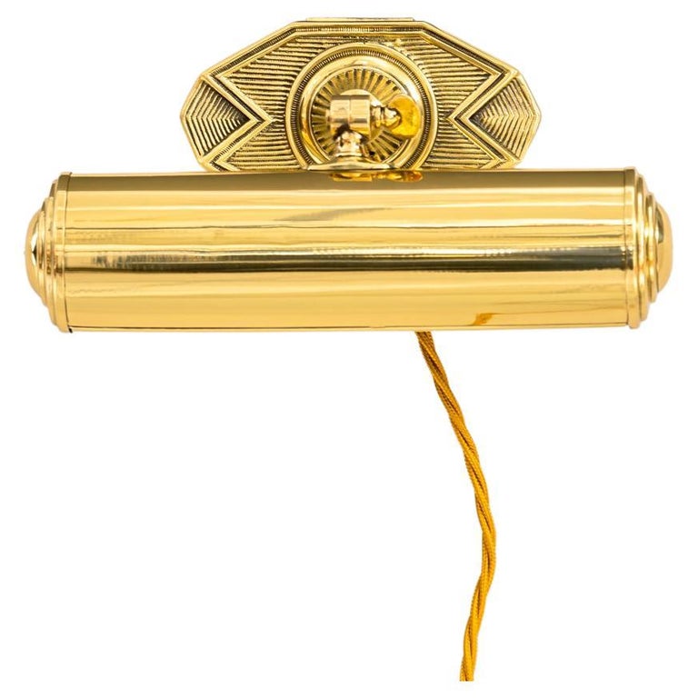 Moderne Art-Déco-Messing-Lampe, Wien, um 1920 im Angebot bei 1stDibs