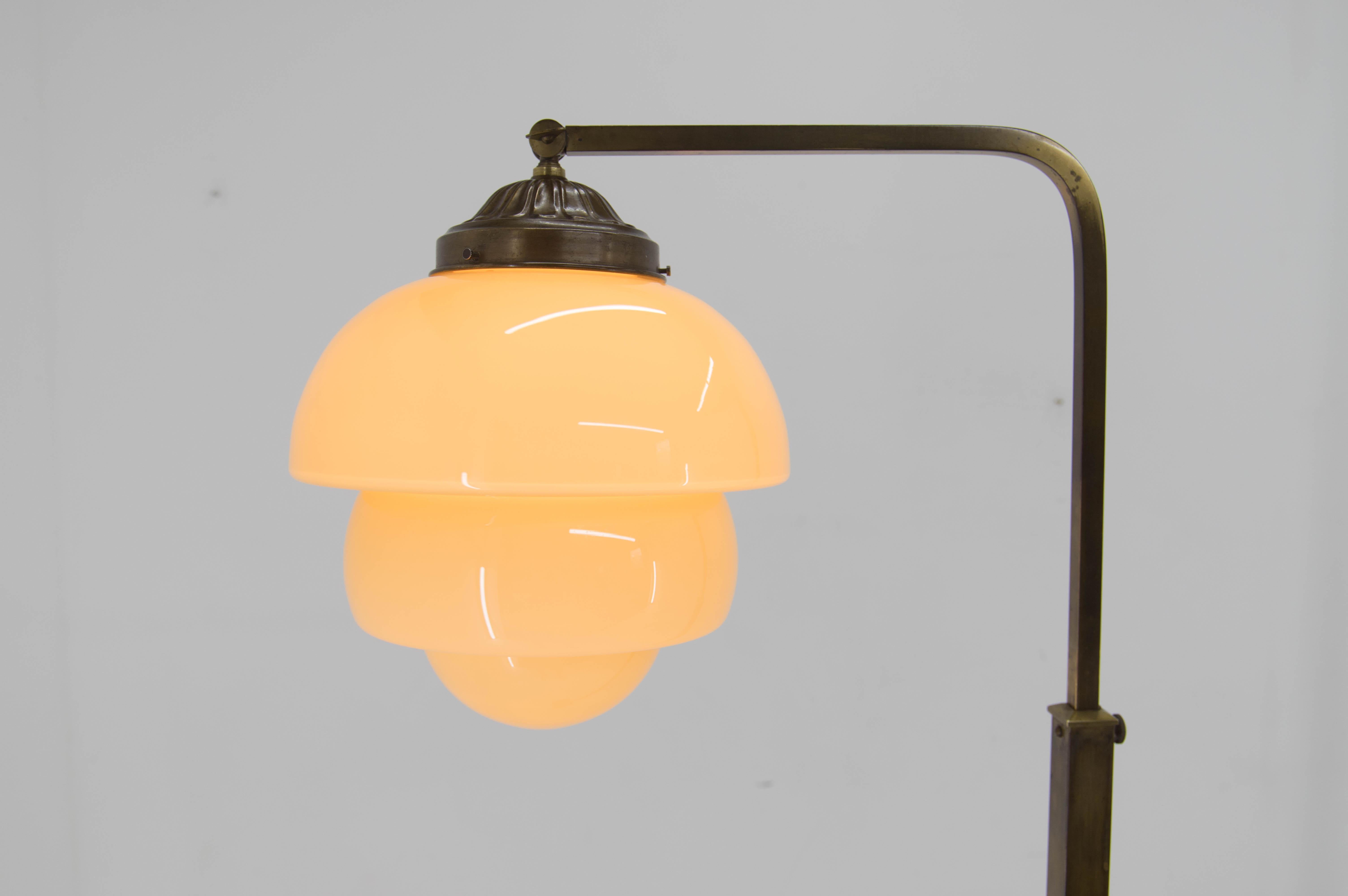 Art Deco Brass Floor Lamp, 1920s For Sale at 1stDibs