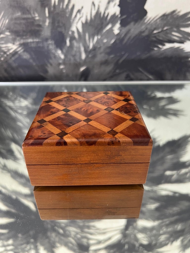 Art Deco Burled Wood Trinket Box with Geometric Marquetry For Sale at ...