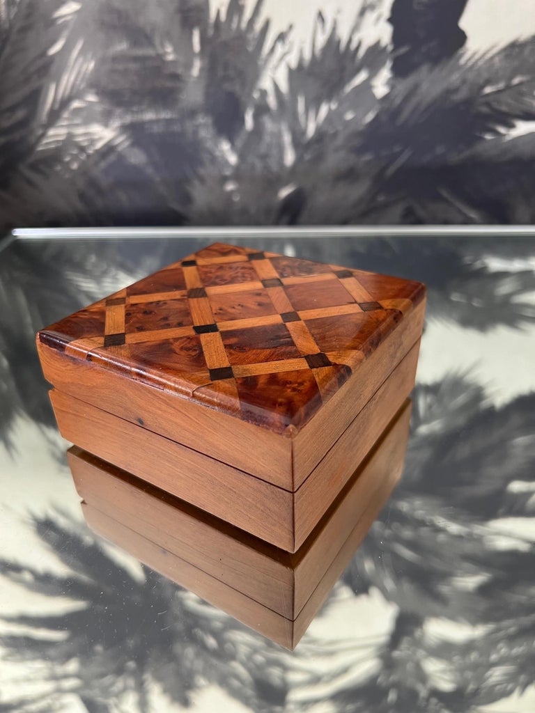 Art Deco Burled Wood Trinket Box with Geometric Marquetry For Sale at ...