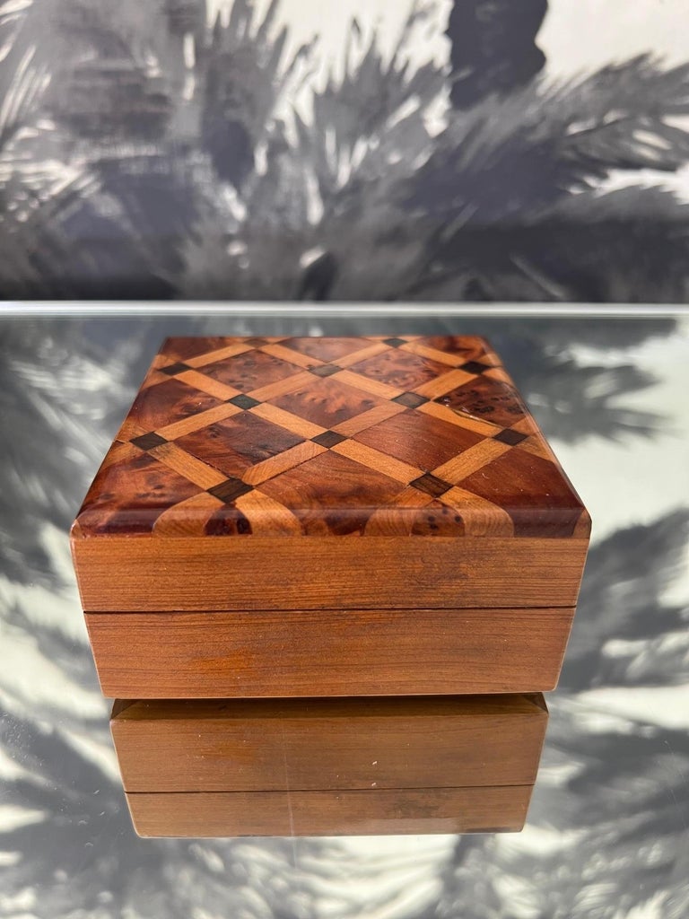 Art Deco Burled Wood Trinket Box with Geometric Marquetry For Sale at ...