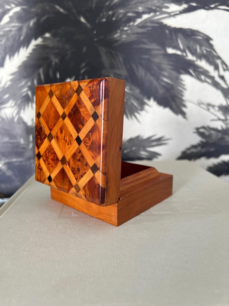 Art Deco Burled Wood Trinket Box with Geometric Marquetry For Sale at ...