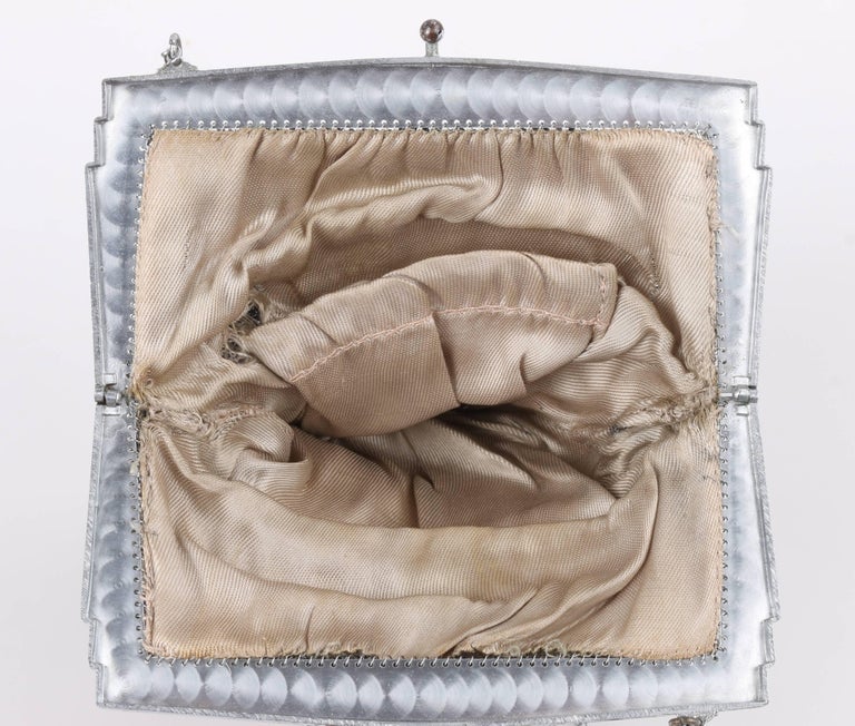 ART DECO c.1920's Gray Chevron Metal Mesh Enamel Frame Top Flapper ...