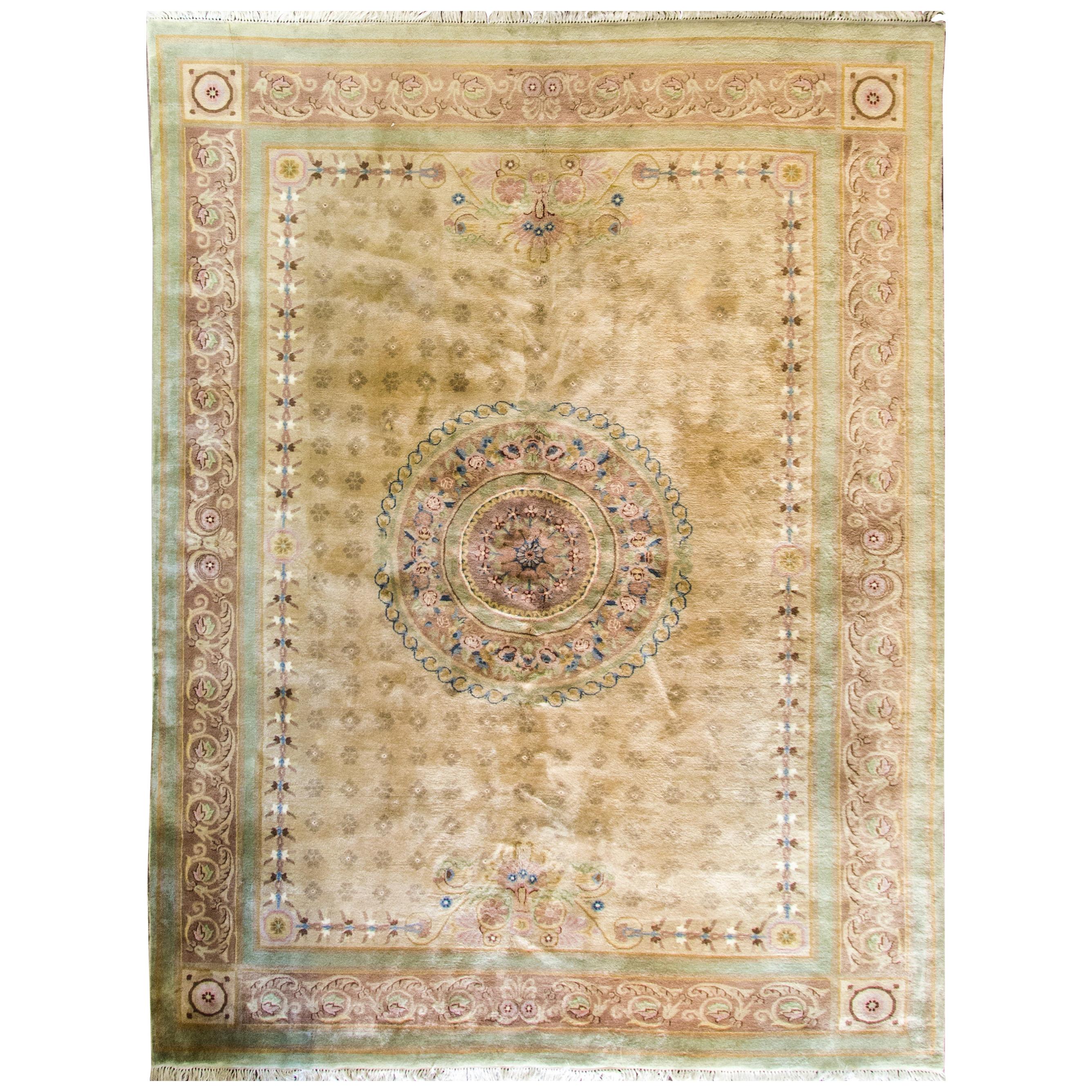 Antique Art Deco Carpet, Unique Design and Color at 1stDibs