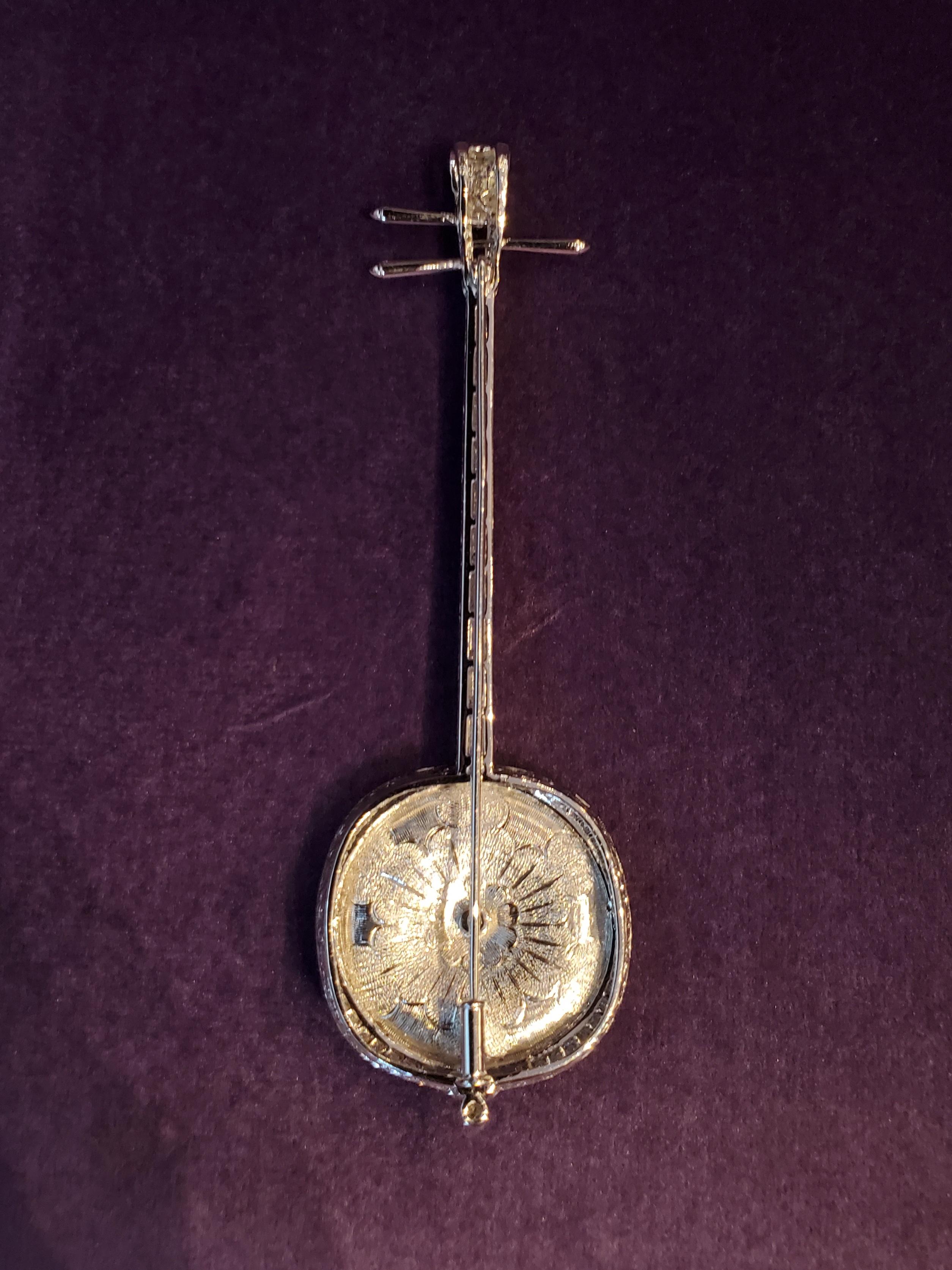 Art Deco Certified Jade and Diamond Daruan Brooch For Sale at 1stDibs