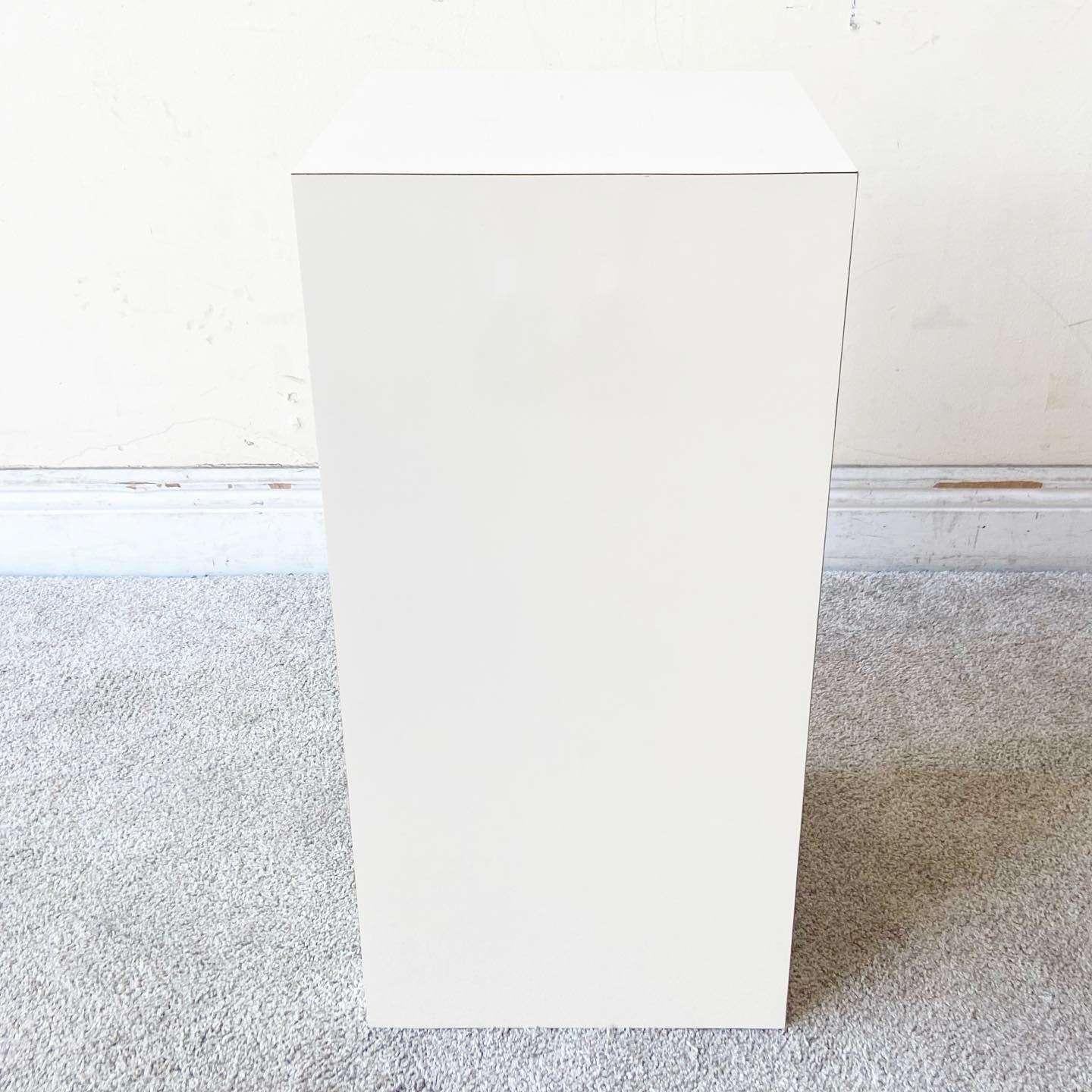 Art Deco Cream Lacquer Laminate Pedestal With Gold Accents For Sale at ...
