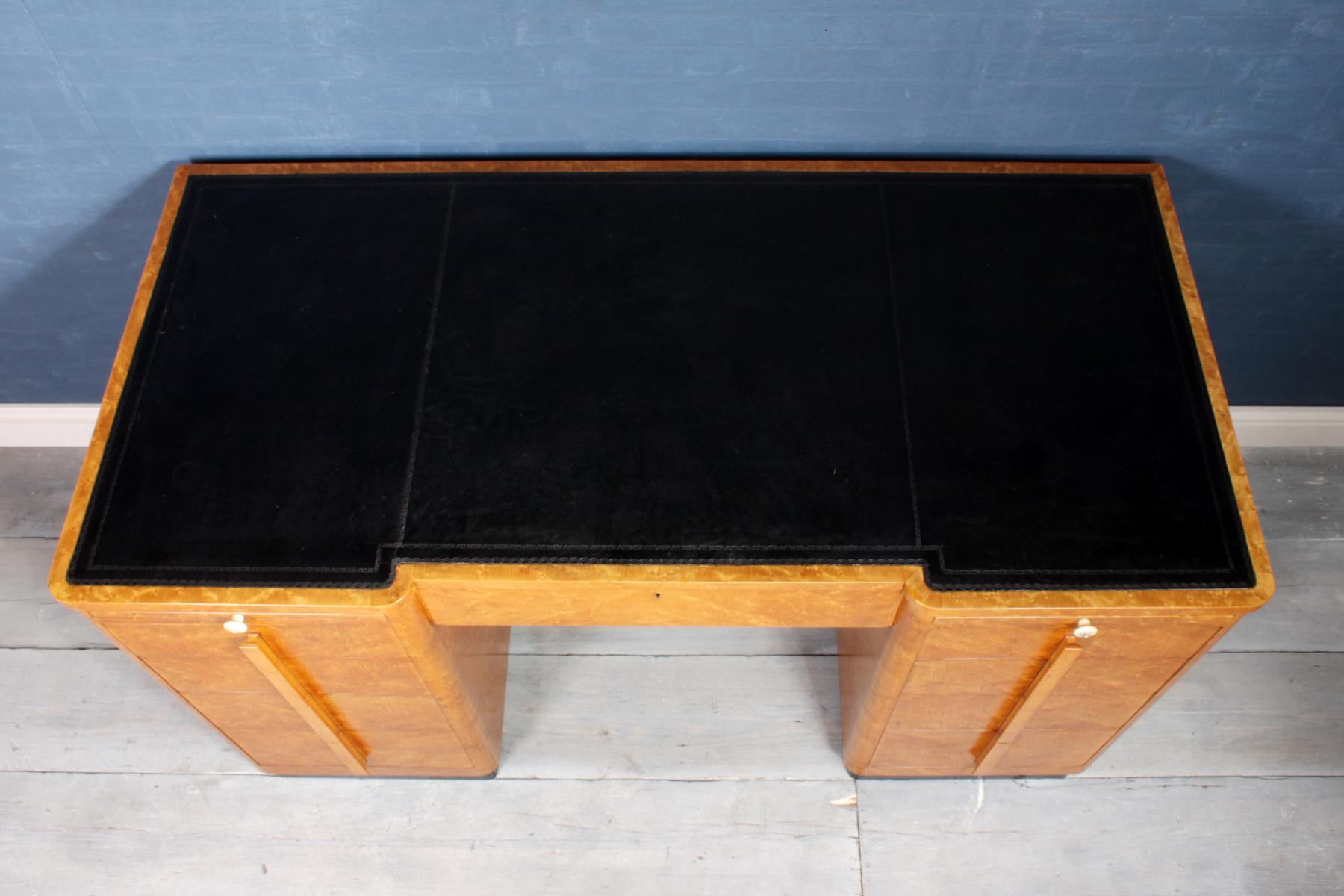 Art Deco Desk in Birds Eye Maple at 1stDibs | birds eye maple desk ...