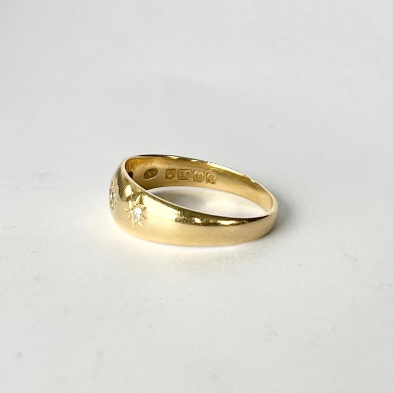 Art Deco Diamond and 18 Carat Gold Three-Stone Gypsy Band For Sale at ...