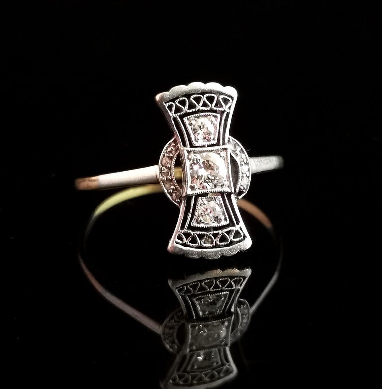 Art Deco Diamond Filigree Fan Ring, 18k Yellow Gold and Platinum at 1stDibs
