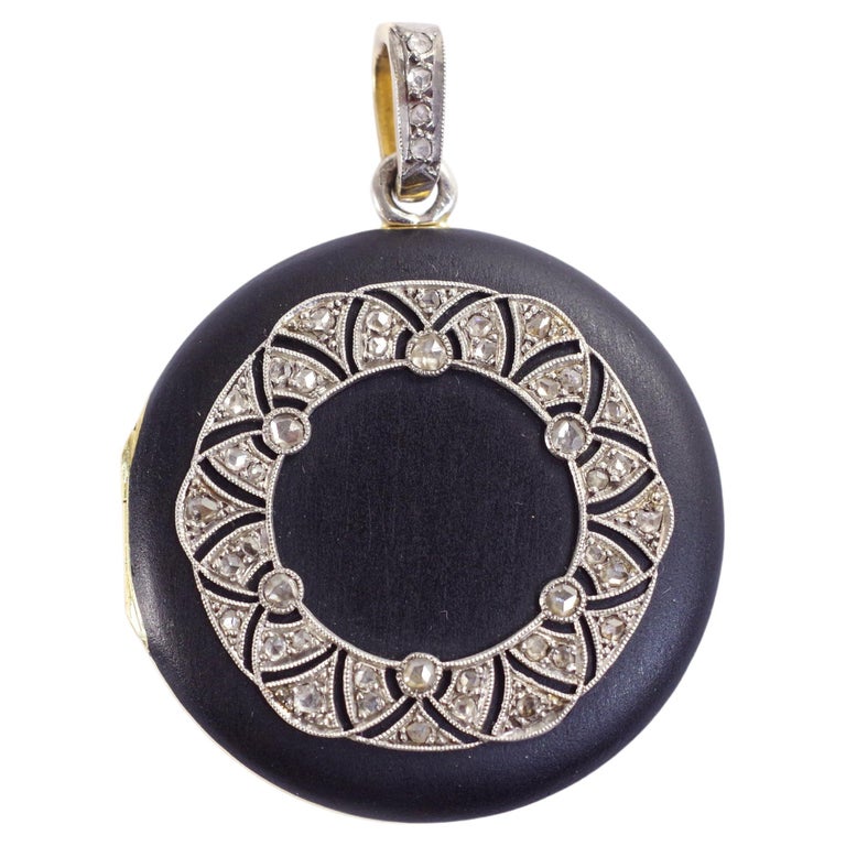 Art Deco diamond locket in gold 18k and platinum, rose-cut diamonds ...