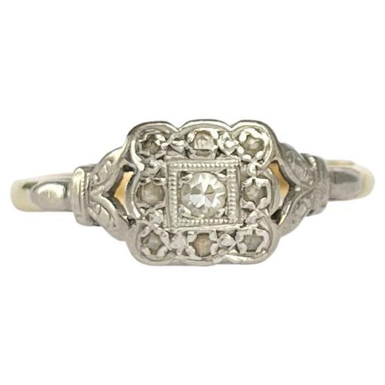 Art Deco Diamond Platinum and 18 Carat Gold Panel Ring For Sale at 1stDibs