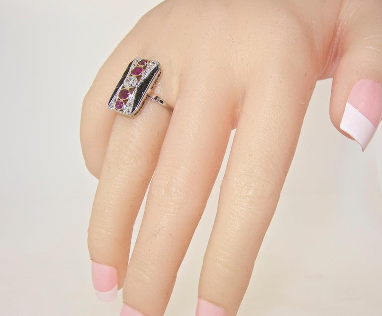 Art Deco Diamond, Ruby and Onyx Ring, circa 1920 For Sale at 1stDibs