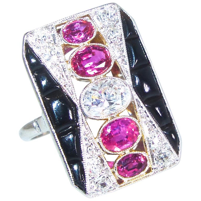 Art Deco Diamond, Ruby and Onyx Ring, circa 1920 For Sale at 1stDibs