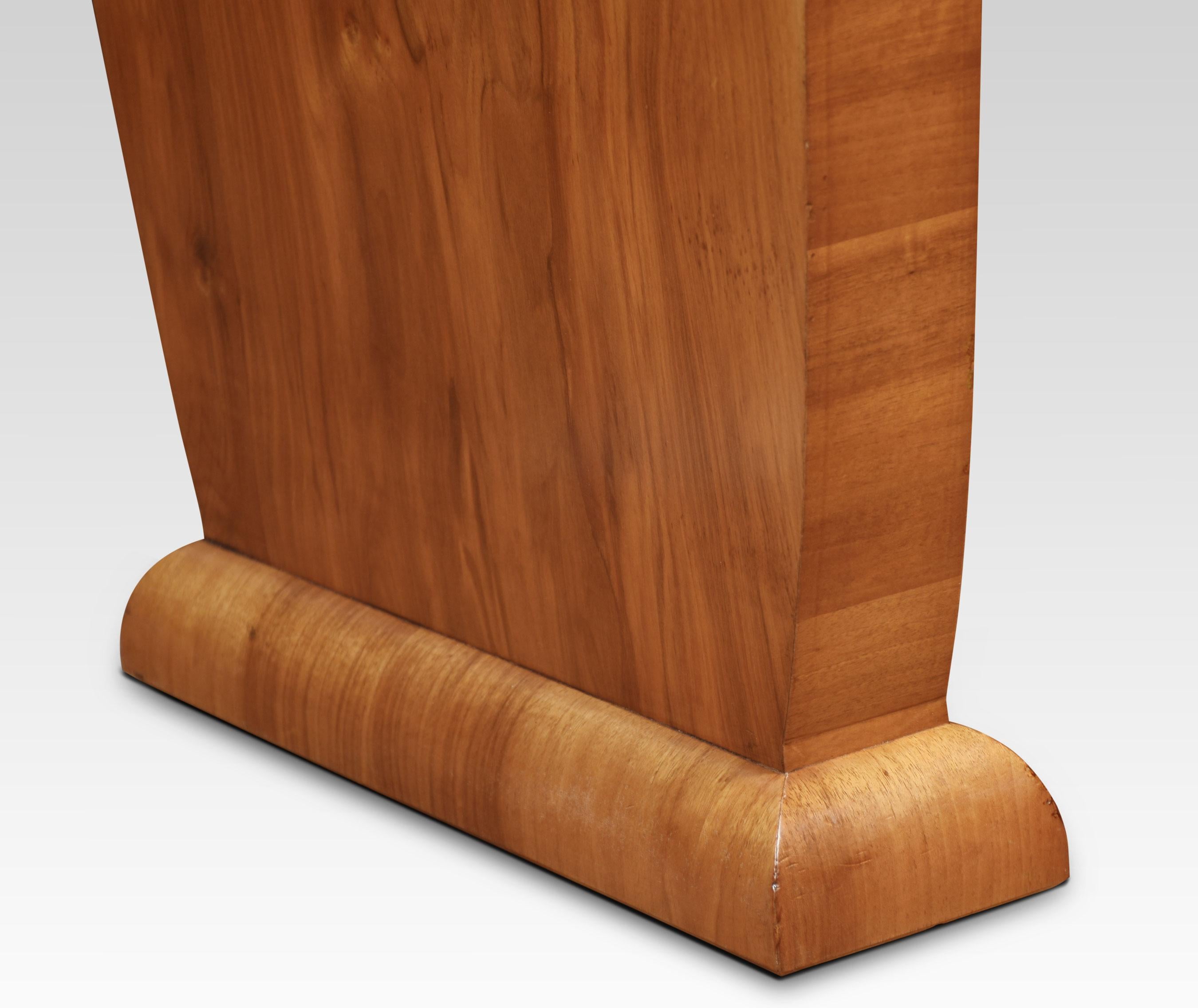 Art Deco Dining Table For Sale at 1stDibs